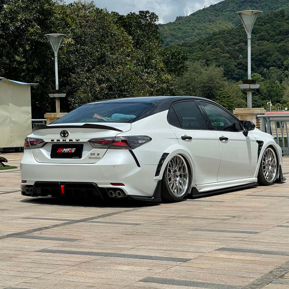 2018-2024 Toyota Camry Side Skirts by Yofer – Gloss Black | HiRev ...